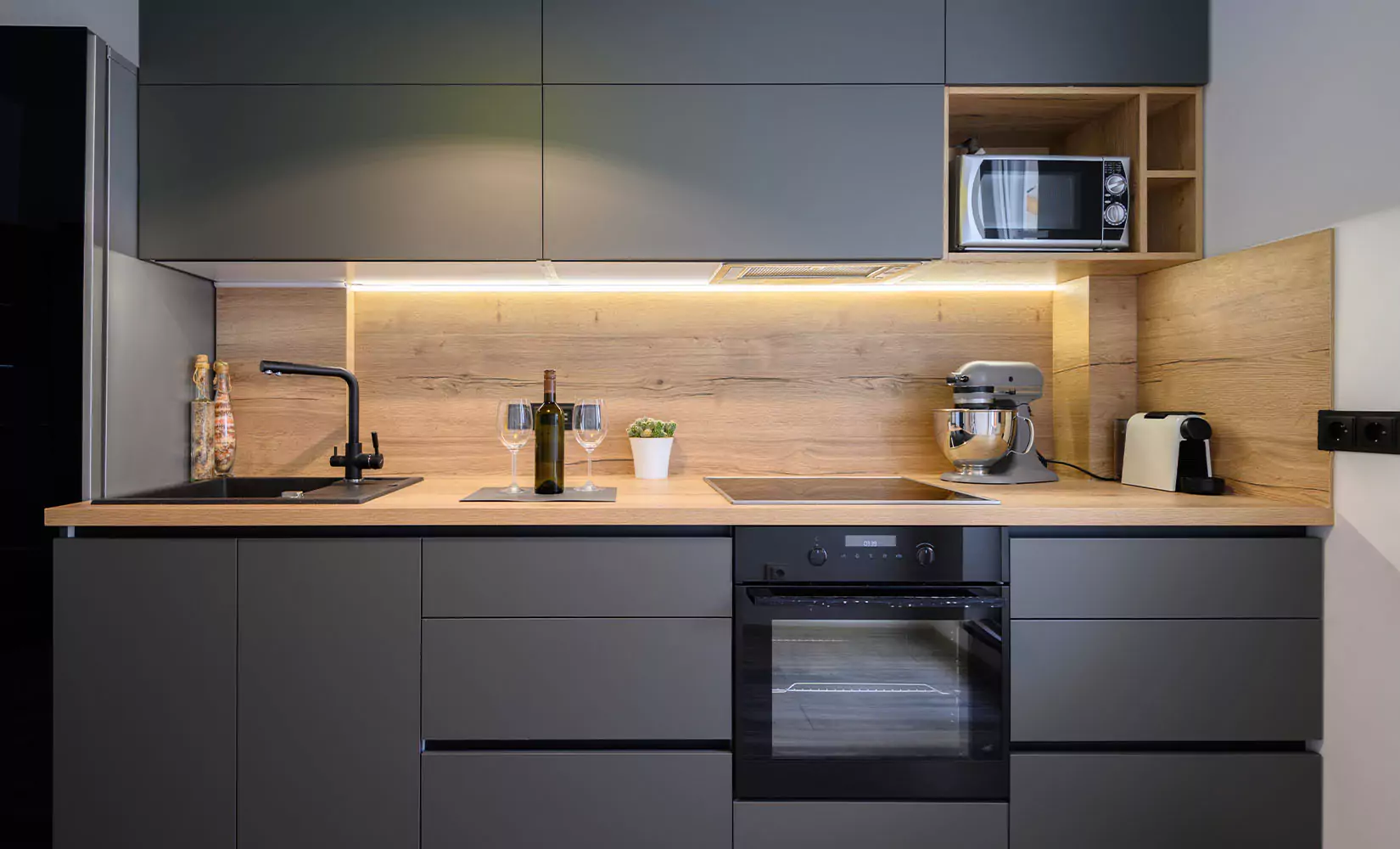 42 Gray Kitchen Ideas To Go From Bland to Breathtaking