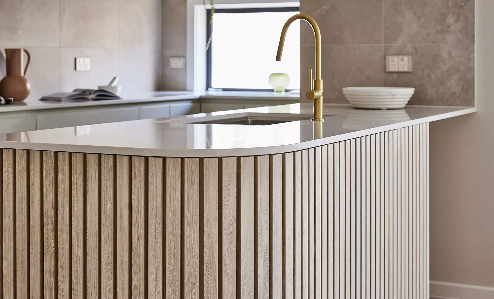 Island Kitchen Layout: 21+ Design Ideas and Tips