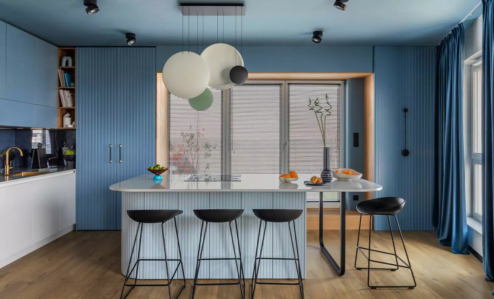 Island Kitchen Layout: 21+ Design Ideas and Tips