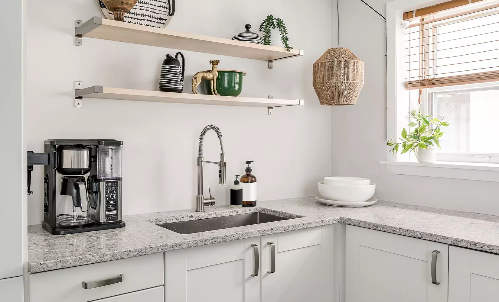 U-Shaped Kitchen Layout: 29 Design Ideas and Tips