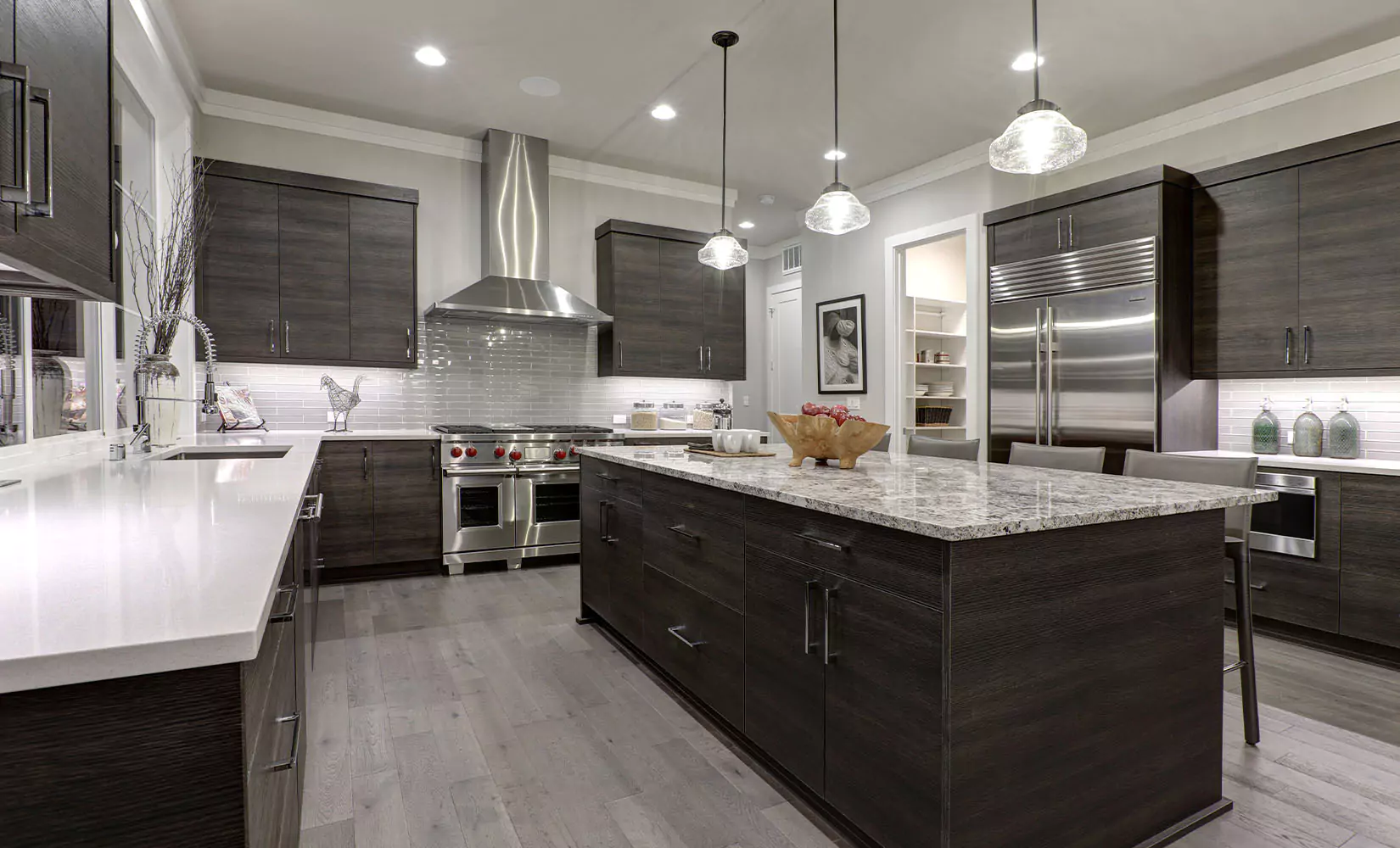 U-Shaped Kitchen Layout: 29 Design Ideas and Tips