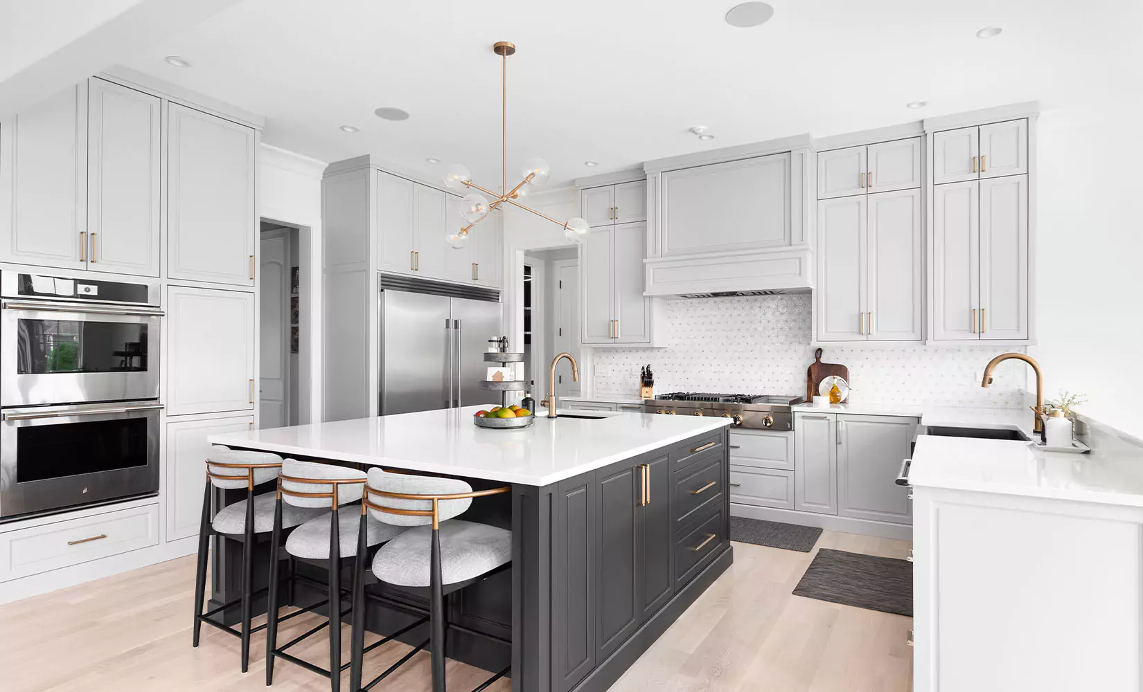 U-Shaped Kitchen Layout: 29 Design Ideas and Tips